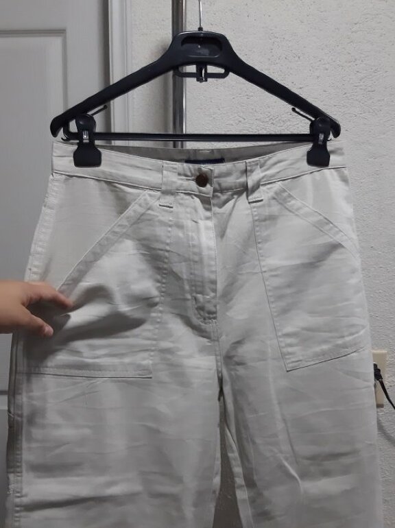 Capri color cremita de Otras marcas de segunda mano - GoTrendier