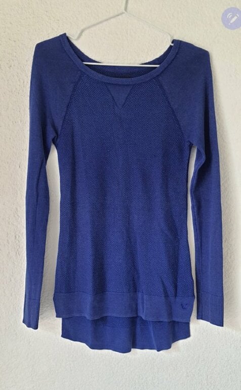 Suéter Azul Rey Largo 💙 de American Eagle Outfitters de segunda mano ...