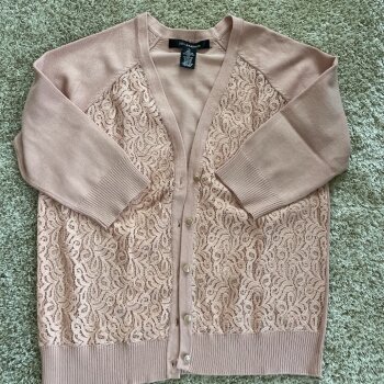 Suéter palo de rosa de encaje de Otras marcas de segunda mano - GoTrendier