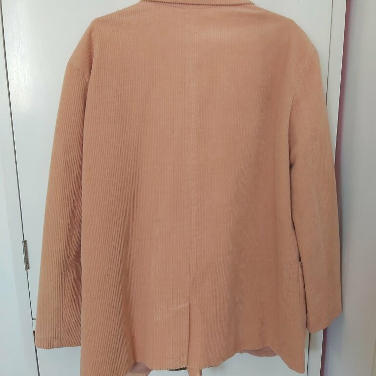 Saco color durazno de Pull & Bear de segunda mano - GoTrendier