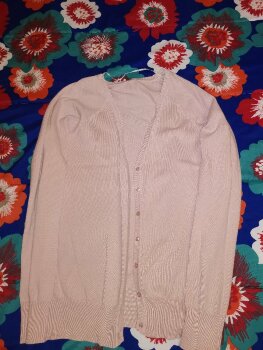 Sueter palo de rosa con botones de Zara de segunda mano - GoTrendier