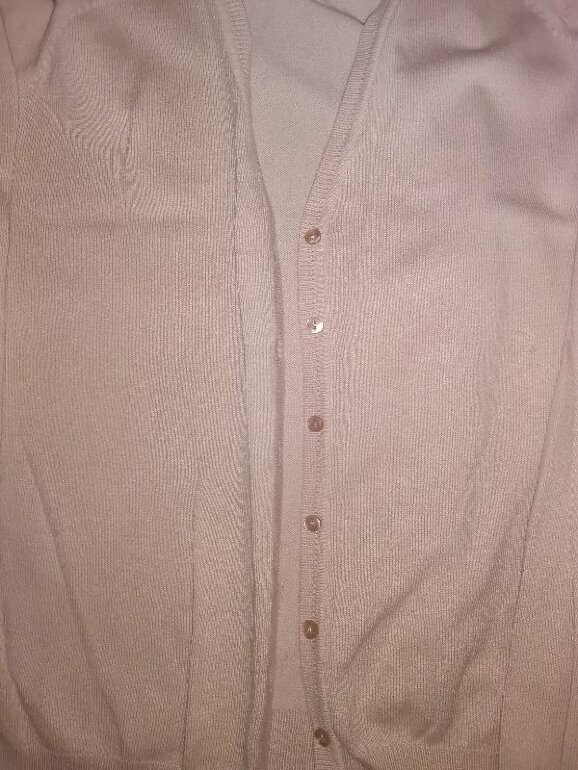 Sueter palo de rosa con botones de Zara de segunda mano - GoTrendier