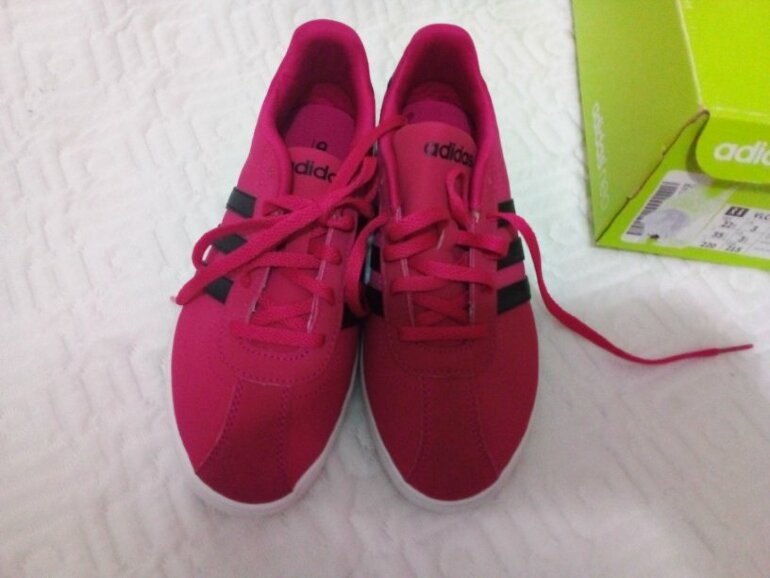 Tenis Adidas neón talla 22 originales de segunda mano - GoTrendier