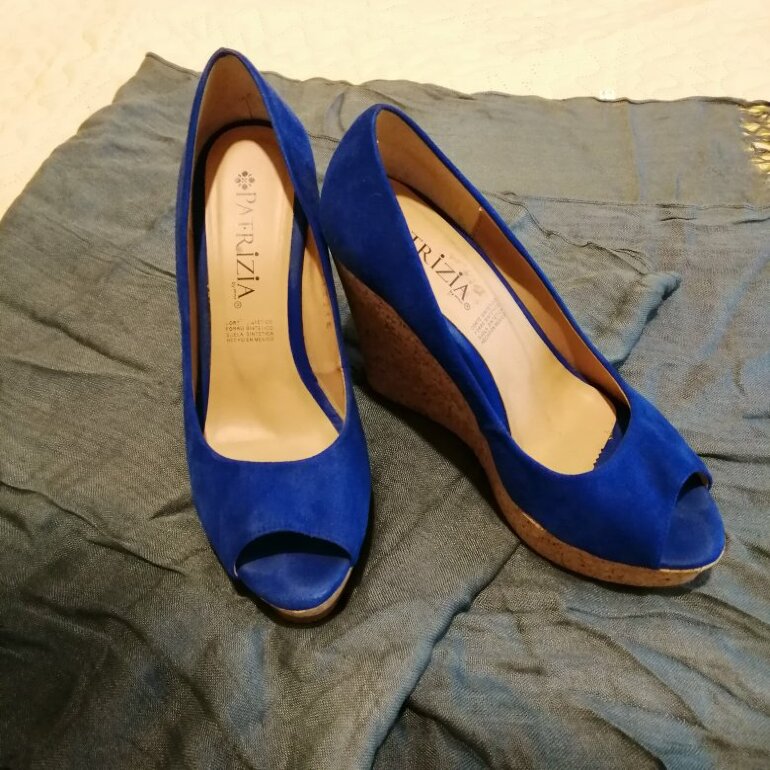 Zapatilla de corcho Azul de Otras marcas de segunda mano - GoTrendier