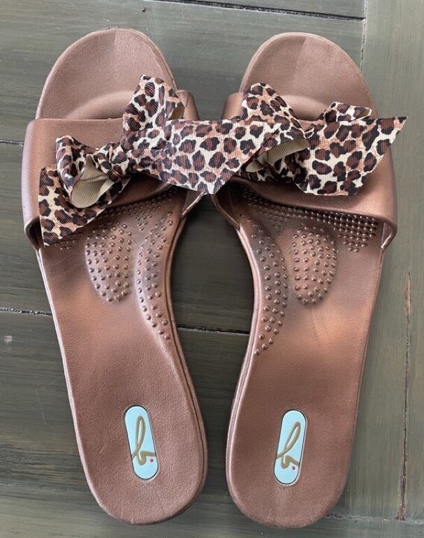 Sandalias 10US OKA BEE de America de segunda mano - GoTrendier