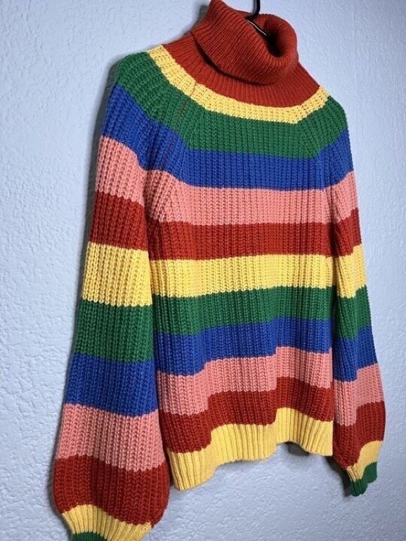 Suéter multicolor de cuello de Otras marcas de segunda mano - GoTrendier
