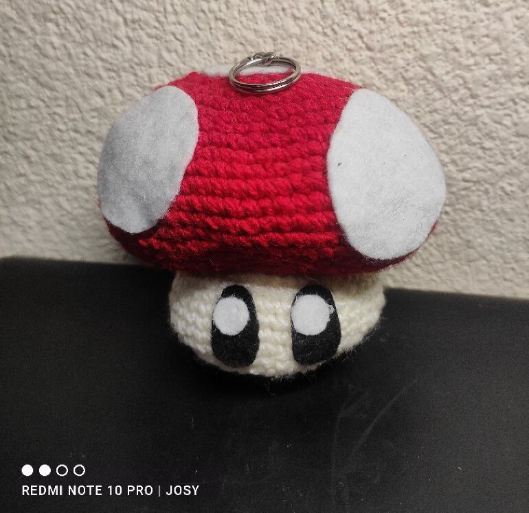Mario bros honguito llavero de Otras marcas de segunda mano - GoTrendier
