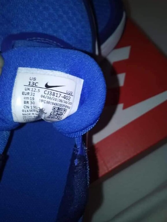 Tenis azul rey NIKE de segunda mano - GoTrendier