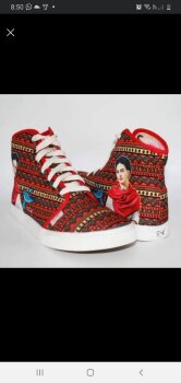 Tenis Panam Edición especial Frida Kahlo de segunda mano - GoTrendier