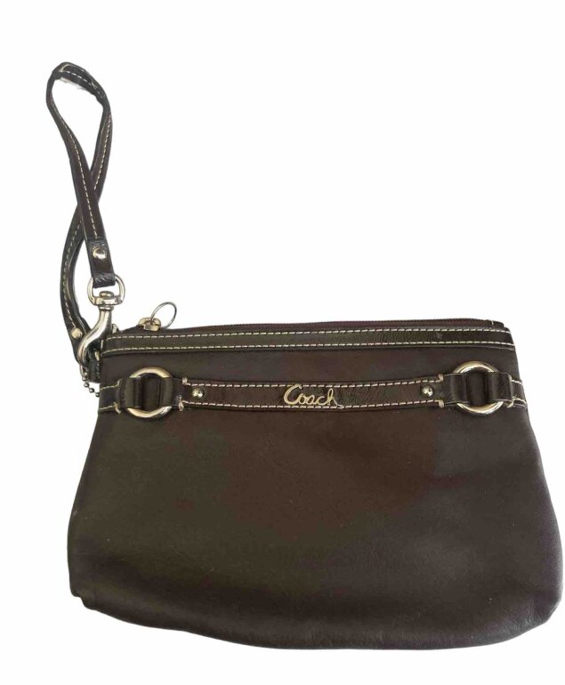 Muñequera café Coach 🤎 de segunda mano - GoTrendier