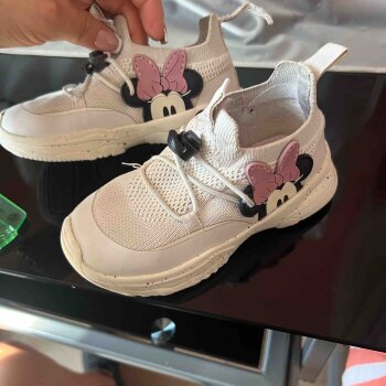 Tenis Mimi marca Zara de segunda mano - GoTrendier