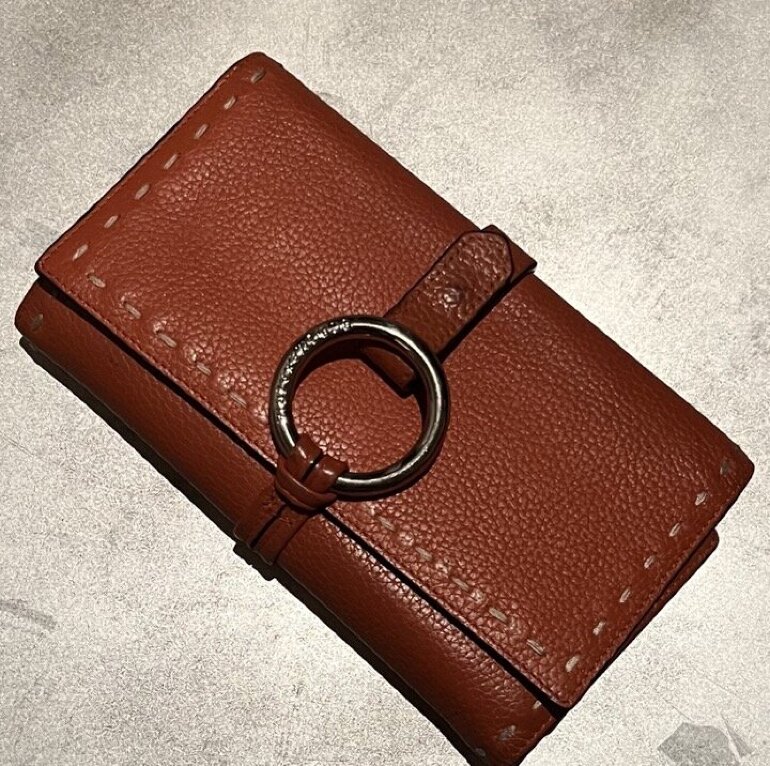 Cartera naranja 🧡 de BCBG Max Azria de segunda mano - GoTrendier