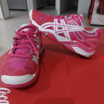 Tenis Asics Gel Resolution 5 de segunda mano - GoTrendier
