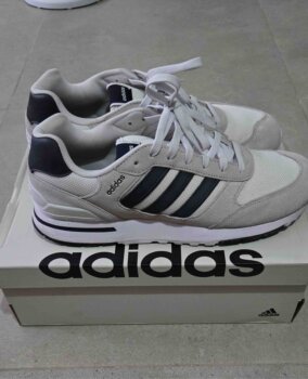 Tenis Adidas Run 80s GX4336 de segunda mano - GoTrendier