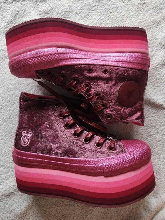 Converse Plataforma Miley Cyrus Rosa de segunda mano - GoTrendier