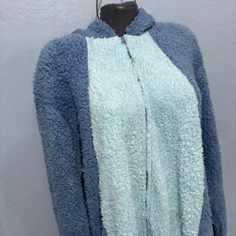 Onesie Stich cozzy de Disney de segunda mano - GoTrendier