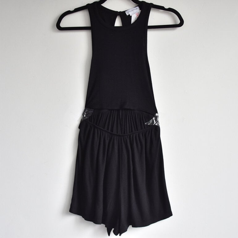 Jumpsuit negro con abertura en la cintur de Lovers+friends de segunda ...