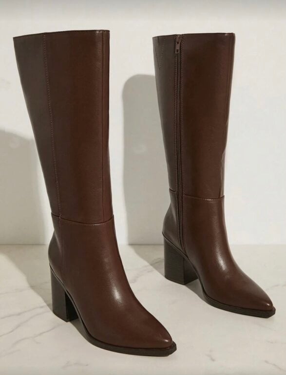 Botas cafés de piel de Shein de segunda mano - GoTrendier
