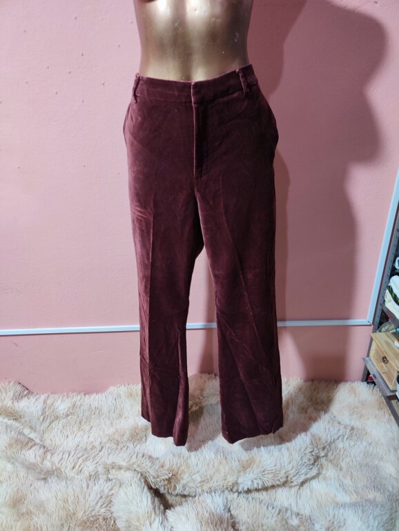 Pantalón recto terciopelo de Banana Republic de segunda mano - GoTrendier