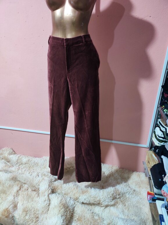 Pantalón recto terciopelo de Banana Republic de segunda mano - GoTrendier