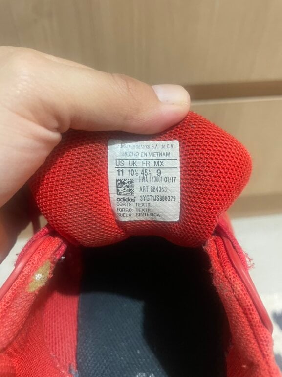 Tenis Adidas de uso de segunda mano - GoTrendier