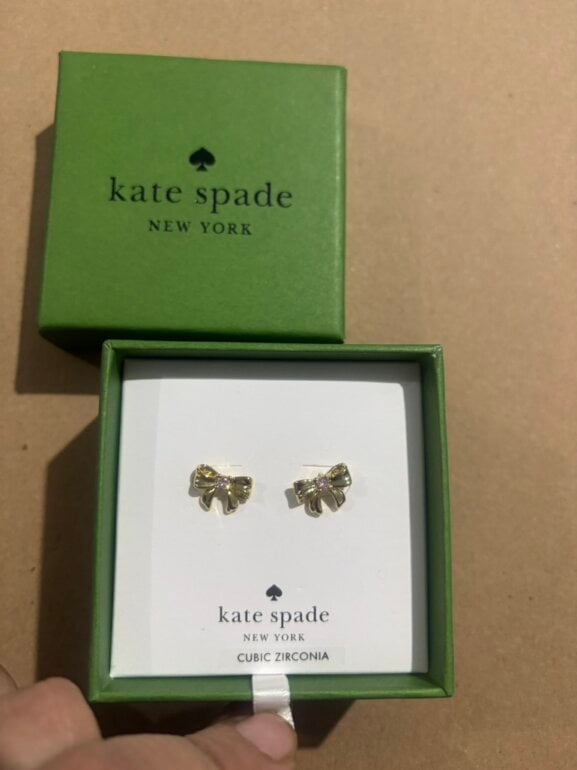 Aretes moño Kate Spade de segunda mano - GoTrendier