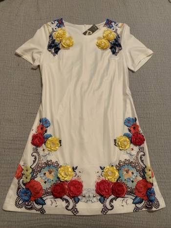 Vestido Flores Universo Bonetta:. de Otras marcas de segunda mano ...