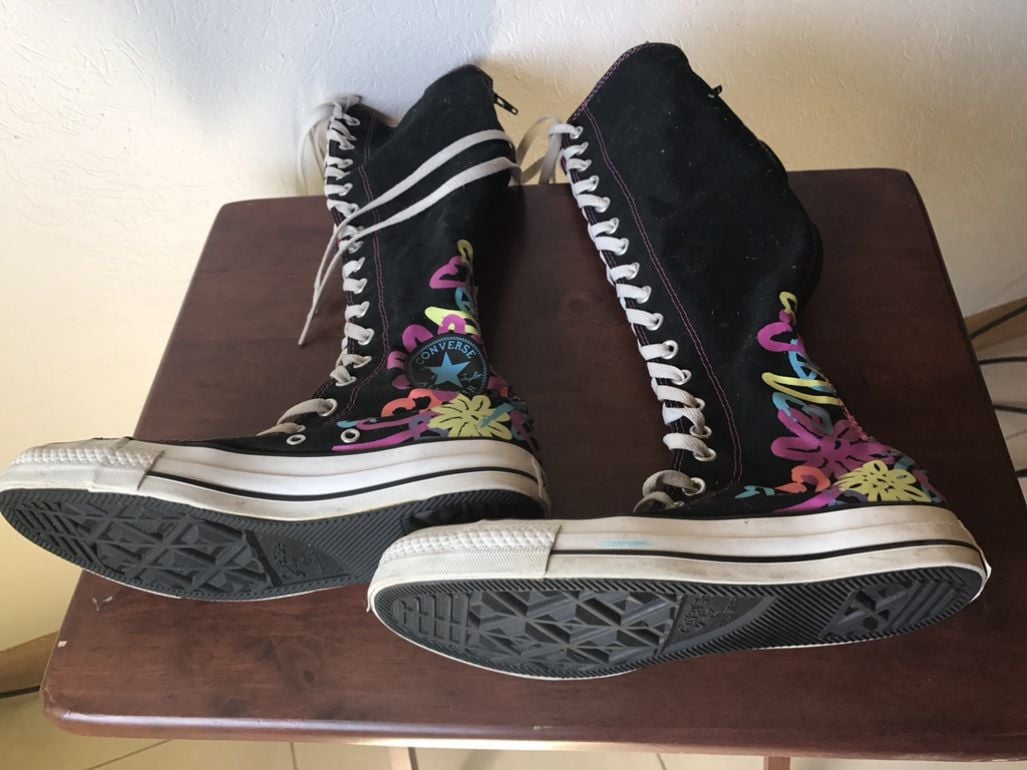 Botas converse largas con cierre atras de segunda mano - GoTrendier
