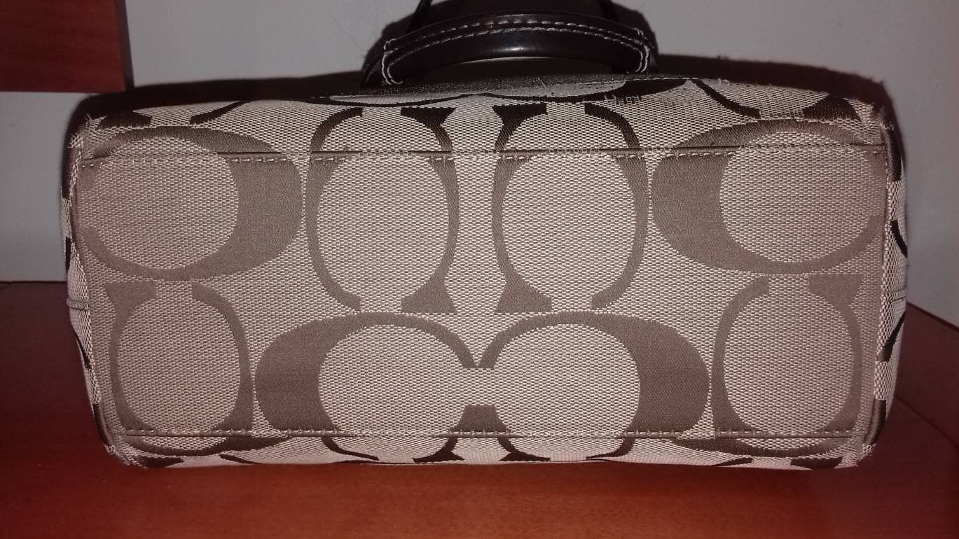 BOLSA COACH. CAFE TELA CLASICA DE LA MARCA HOMBRO de segunda mano ...